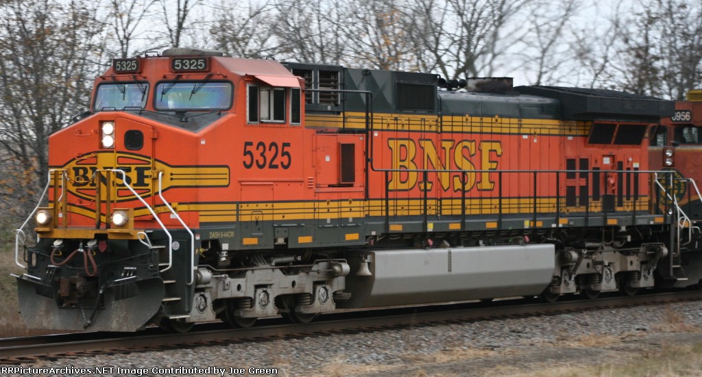 BNSF 5325